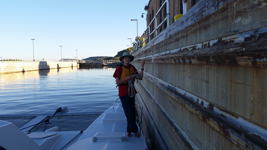 Locks and barges – Sailing Meadowhawk