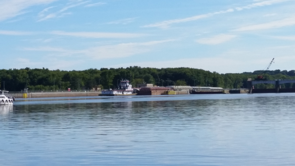Locks and barges – Sailing Meadowhawk